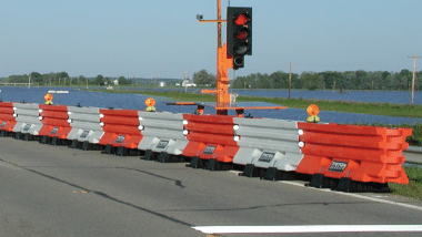 Traffic Barricades: Ensure Unmatched Safety and Efficiency Now in 2025